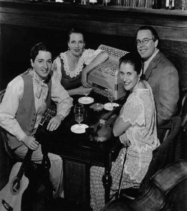 French Soirée: La Musique de Bal Musette - LeFrancophile